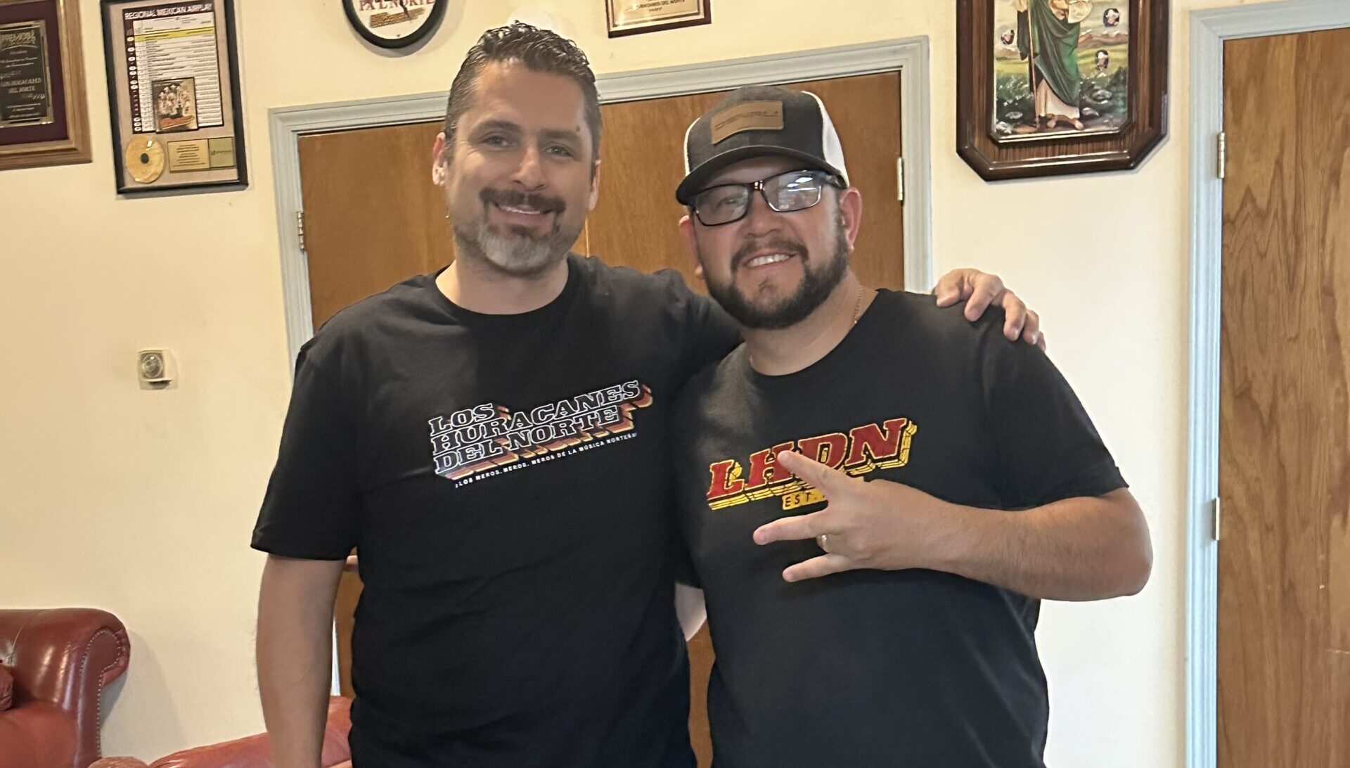 DE LOS CABLES AL APLAUSO: ALDO HERRERA, EL INGENIERO QUE CONVIRTIÓ EL AUDIO EN ARTE EN MÉXICO ...